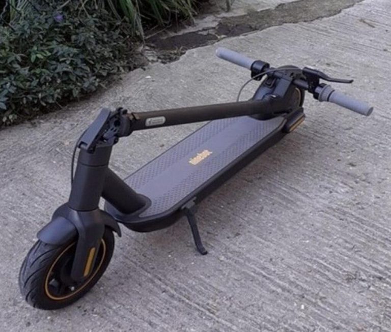Test de la Ninebot Max G30, trottinette grande autonomie - Bat Energie